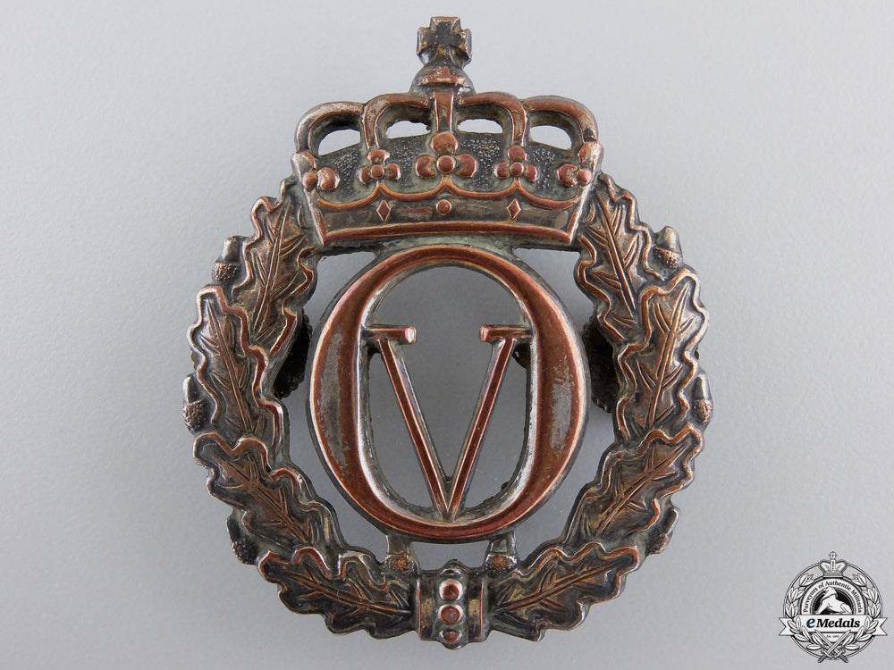 A Norwegian King Olav V Army Cap Badge – eMedals