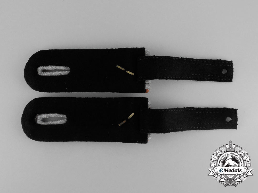 A Set Of Waffen-Ss Reconnaissance Obersturmführer Rank Shoulder Boards ...