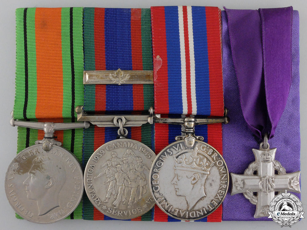 Canada. An Rcaf Memorial Cross; Night Flight Training Accident – eMedals