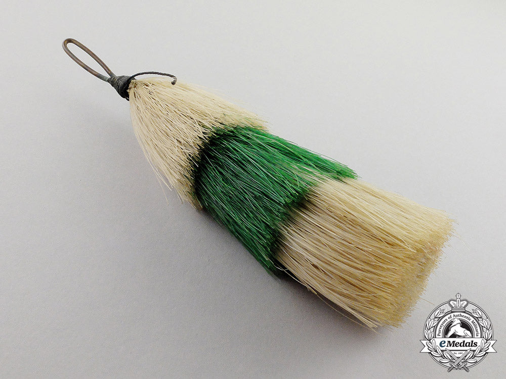 Great Britain. A Welsh Guards Other Ranks Busby Plume (Aka Hackle ...