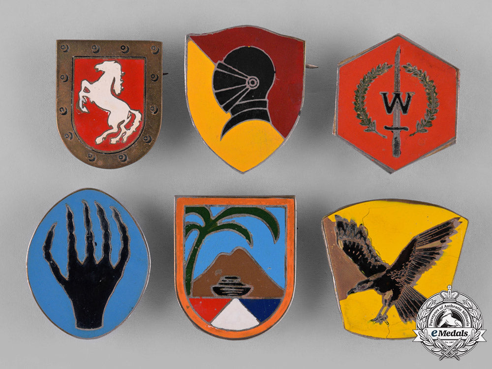 Netherlands, Kingdom. Twenty-Four Royal Dutch Army Badges – eMedals