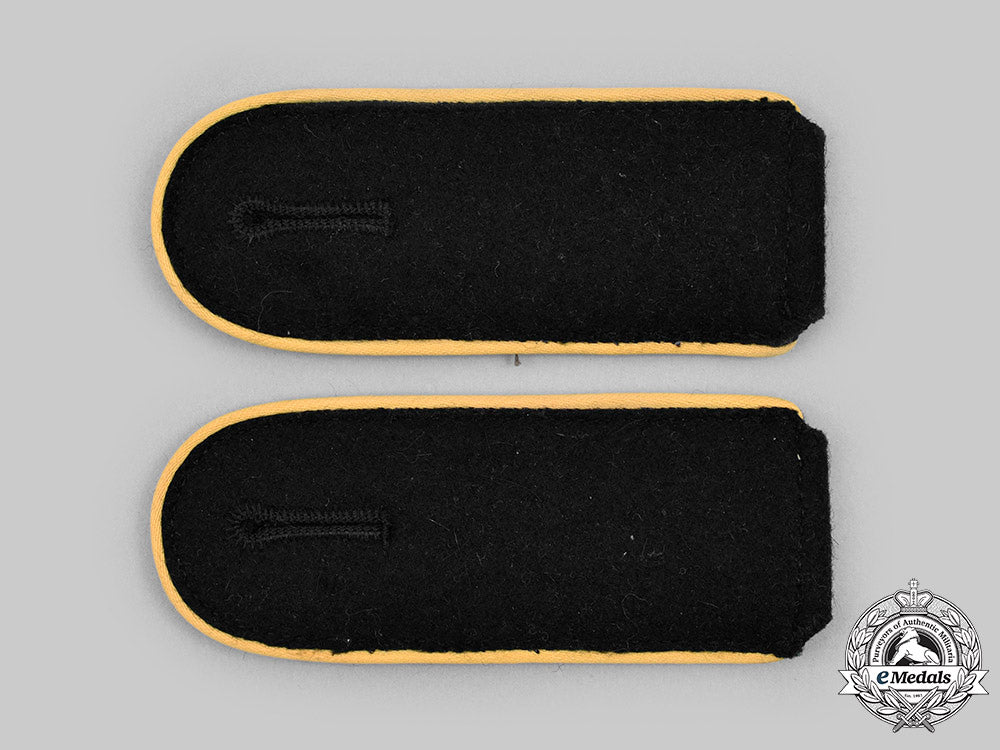 Germany, Ss. A Set Of Waffen-Ss Mann Signals Personnel Shoulder Straps ...