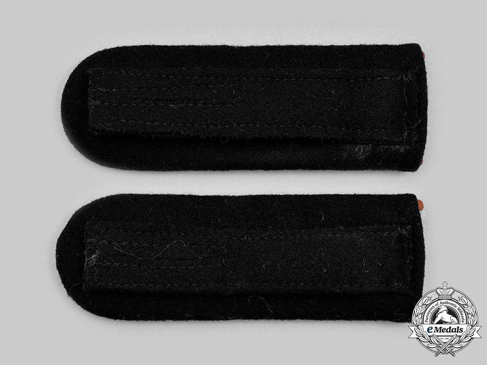 Germany, Ss. A Set Of Waffen-Ss Reconnaissance Untersturmführer Should ...