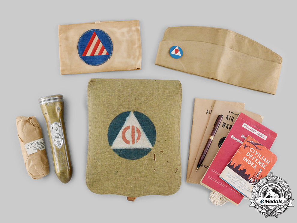 United States. A Civil Defense (Cd) Kit – eMedals