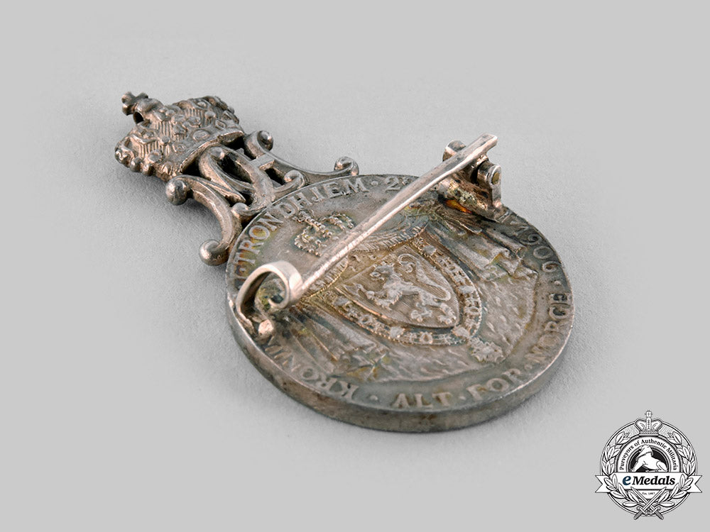 Norway, Kingdom. A King Haakon Vii And Queen Maud Coronation Medal 190 ...