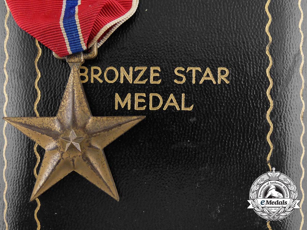 An American Bronze Star With Case – eMedals