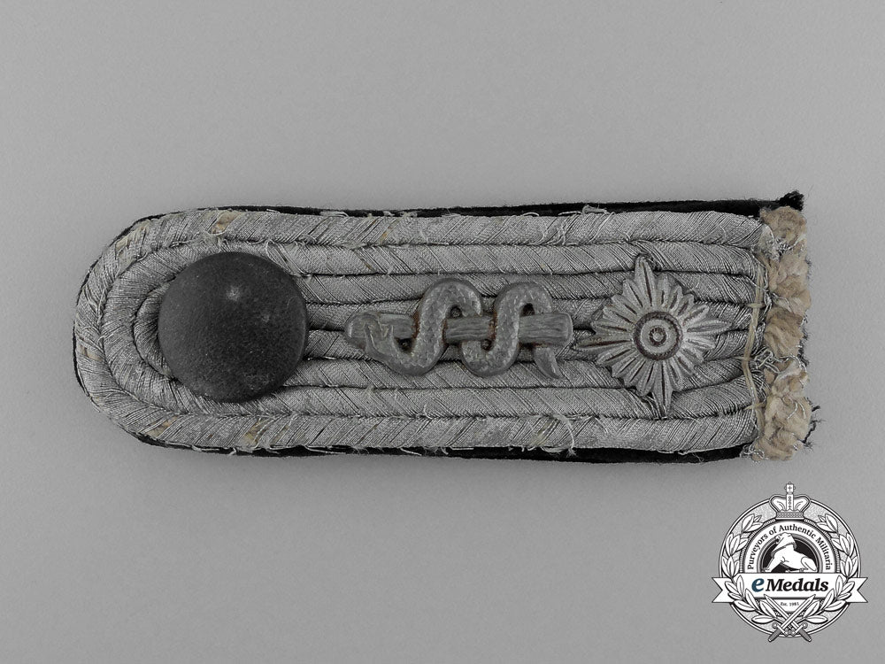 A Single Waffen-Ss Medical Personnel Obersturmführer Shoulder Board ...