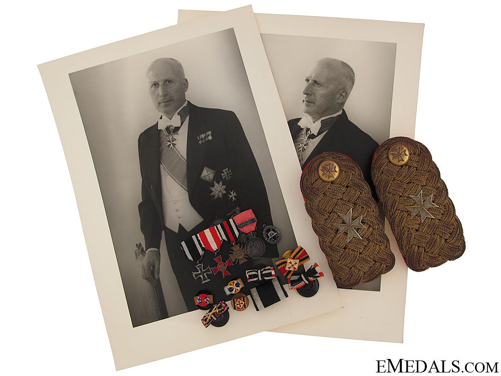 Group To Georg Von Broich-Oppert - Mayor Of Berlin – eMedals