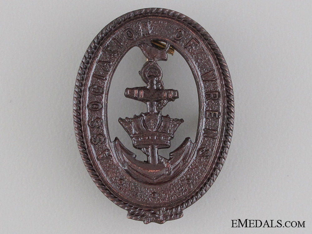 Wwii Women's Royal Naval Wrens Officer's Insignia Set – eMedals