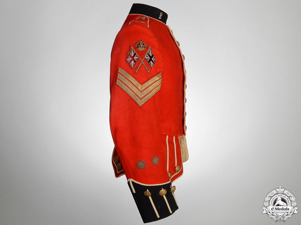 A Gordon Highlanders Colour Sergeant Major's Tunic – eMedals