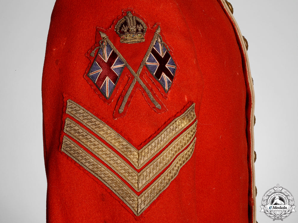 A Gordon Highlanders Colour Sergeant Major's Tunic – eMedals