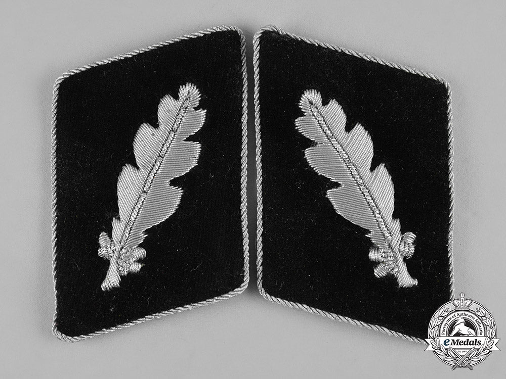 Germany, Ss. A Set Of Waffen-Ss Standartenführer Collar Tabs, Third Ve ...