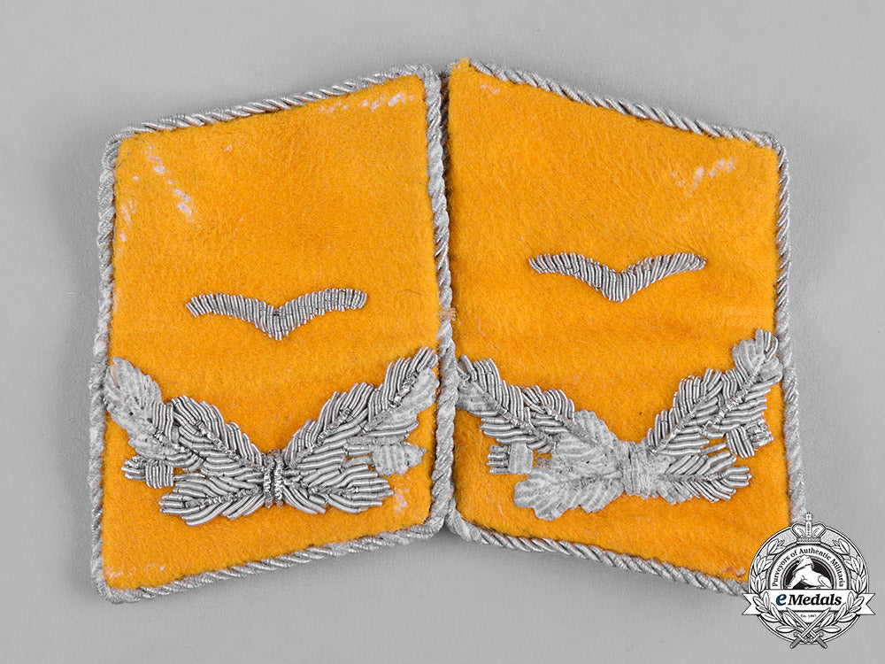 Germany, Luftwaffe. A Set Of Luftwaffe Flight Personnel Leutnant Rank ...